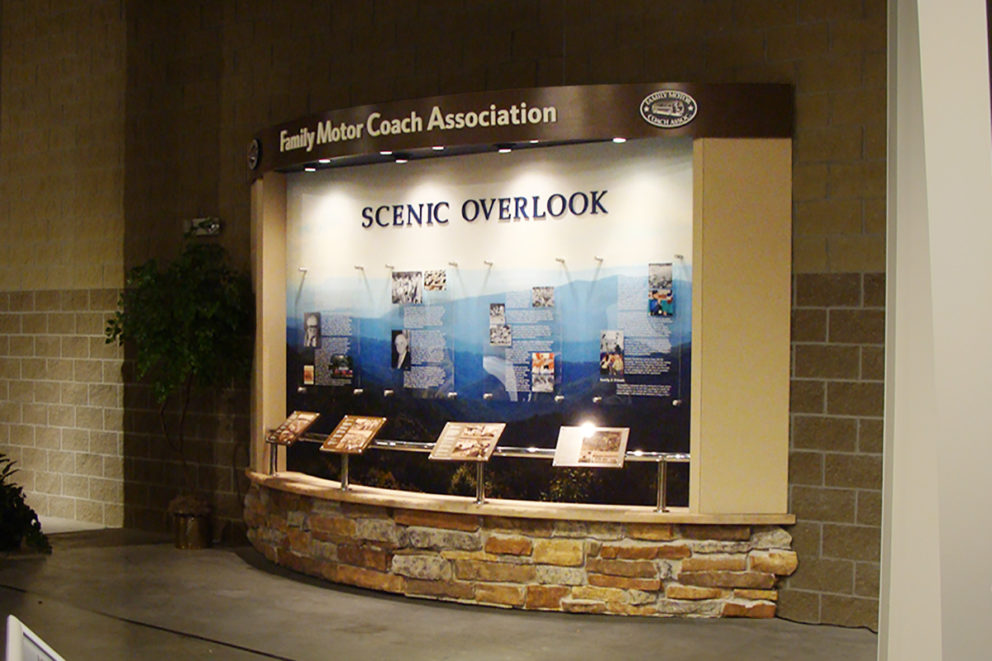 Family Motor Coach - Downing Displays